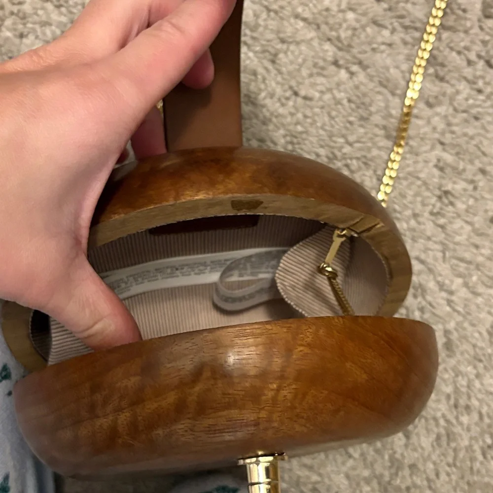 Zara | Bags | Zara Brown Wooden Circle Mini Bag With Gold Chain | Poshmark